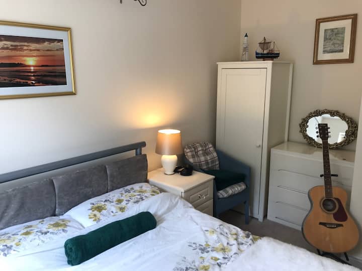 Clean, Comfortable Double Room In Modern Home - Hornsea