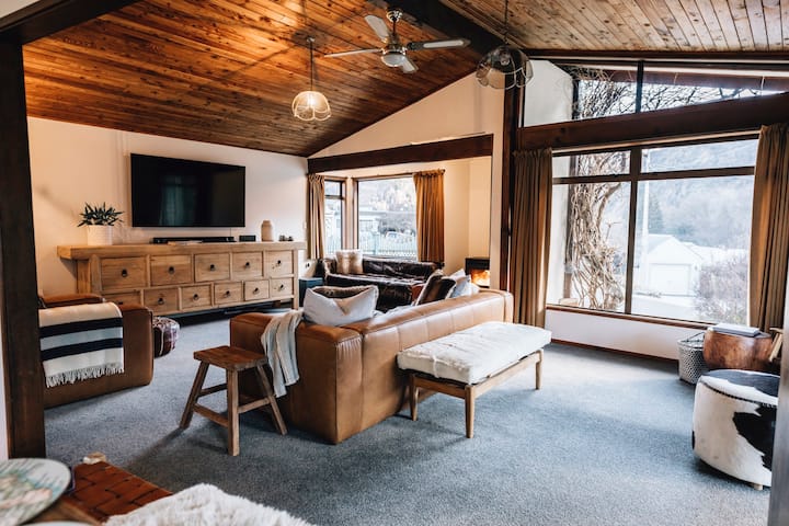 Charming Chalet Close To Town With New Spa - Cardrona Alpine Resort