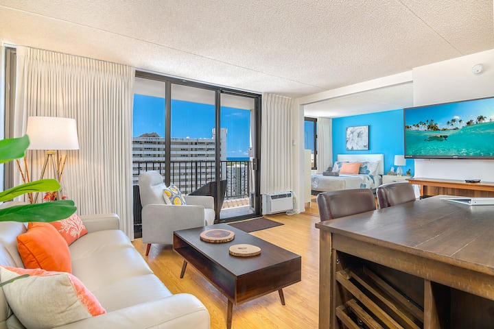 Family Vacation 1 Bd W/ Lanai & Free Parking - Hawaii