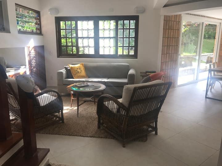 Casa Agradável Com Piscina, Em Condomínio Fechado - Atibaia