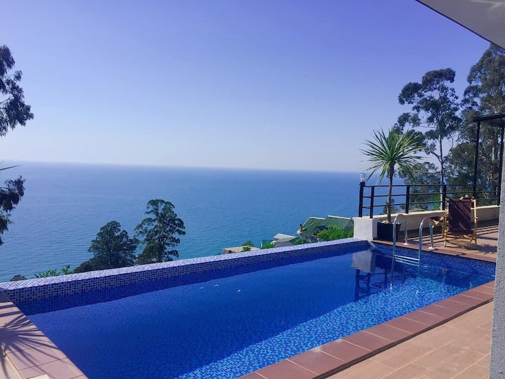 Villa Of Kvariati Hidden In Eucalyptus Trees - Batumi