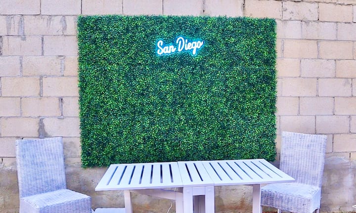 Conveniently Located & Cozy W/parking, Ac, Firepit - Chula Vista, CA