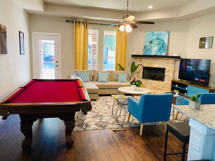 Classy 4 Bedroom 2bath Home - Euless, TX