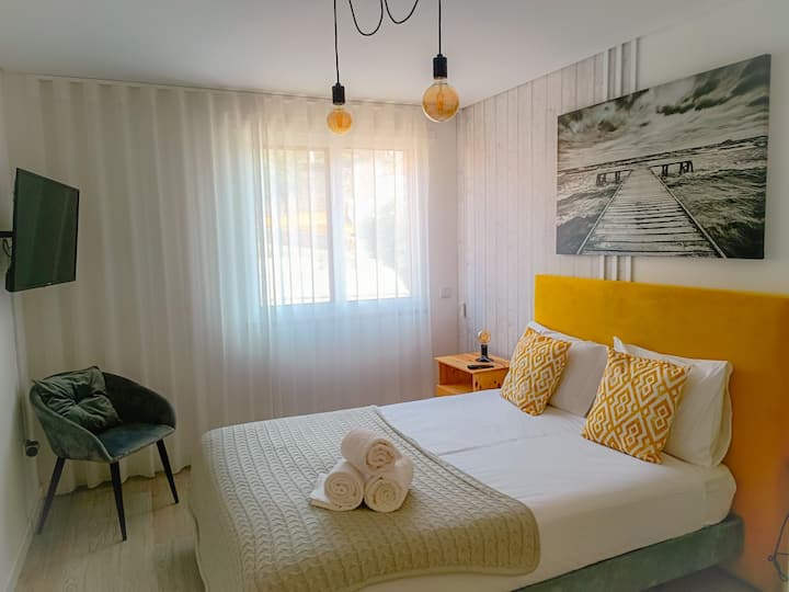 Apartamento 4 Quartos, Pátio, Zona Central. - Santa Clara