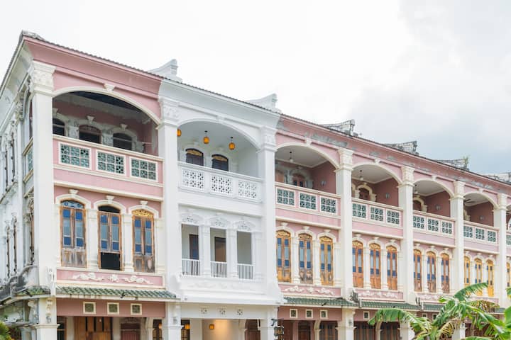 A Charm Of Sino House Next To Patong Beach 5.2 Km - 푸켓