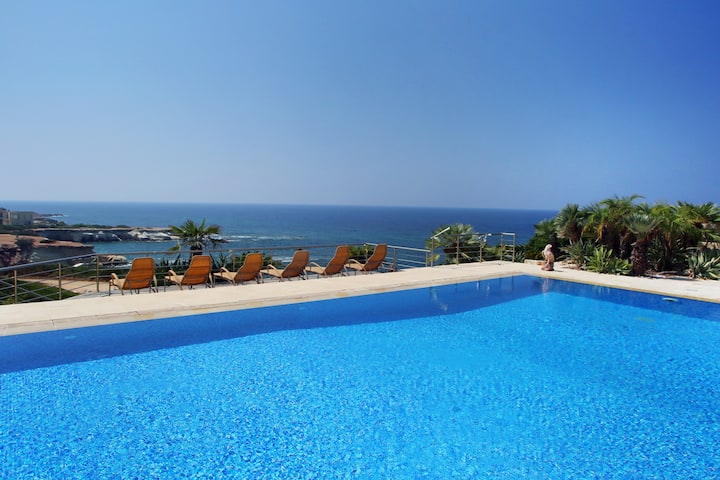 Seafront Villa - Sea Caves Paradise - Paphos