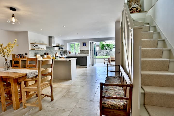 Georgian Townhouse, Crickhowell, Brecon Beacons - 克里克豪厄爾