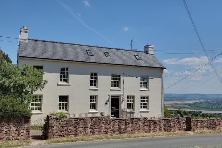Large 7 Bedroom 7 En Suite House, Amazing Views - Forest of Dean