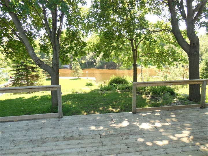 Relaxation Paradise By The River - Georgina