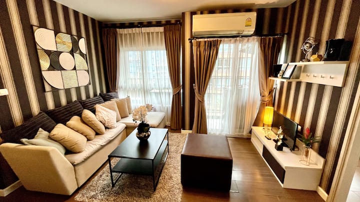 2-bed Hi-class Apartment With Amazing Pool - Phuket