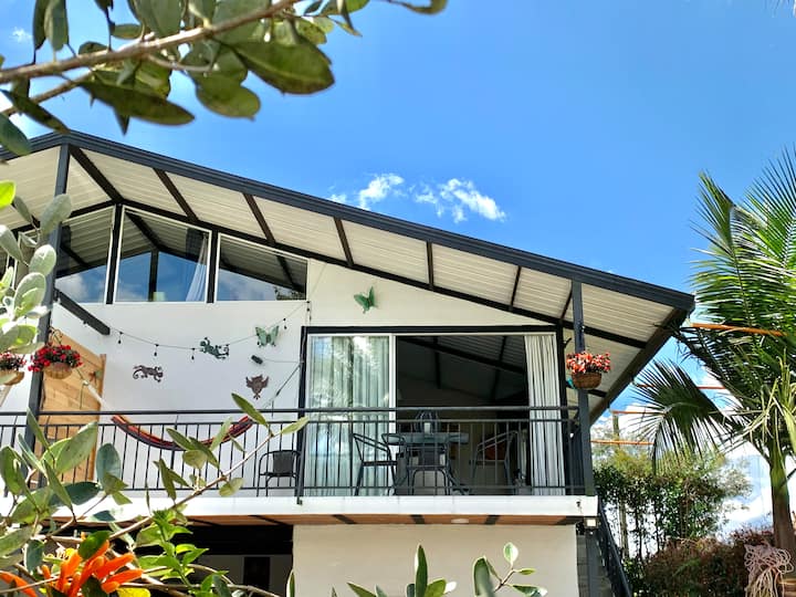 Colibrí - Charming Avocado Farm - Marinilla
