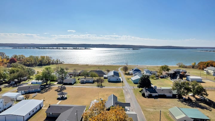 5 Minute Walk To Beach, Hot Tub & Game Room! - Lake Texoma