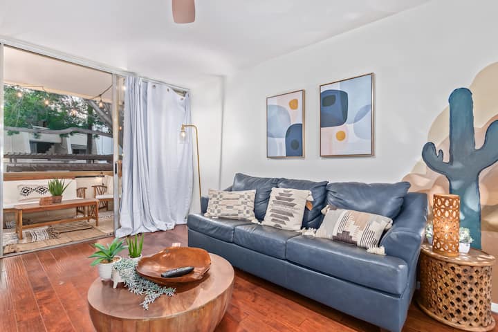 Old Town/fashion Sq Condo With Pool/patio/hot Tub - Scottsdale, AZ