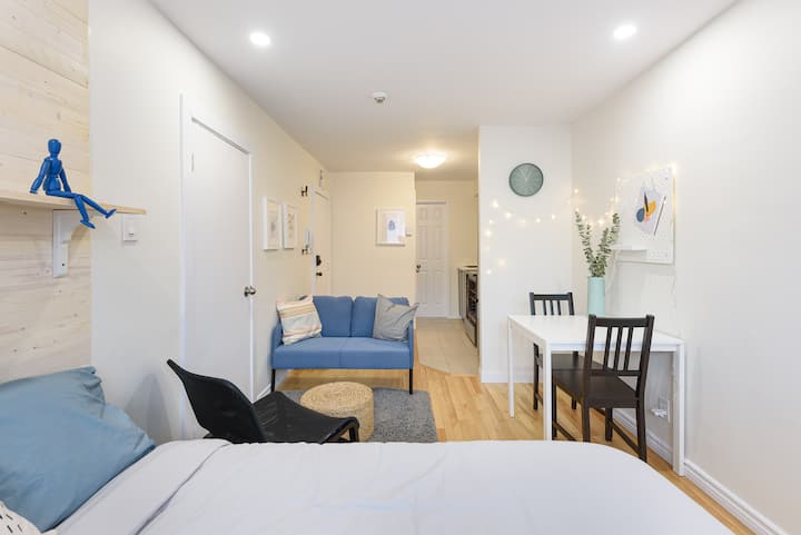 Métro à 1 Minute – Sécurisé, Impeccable (#9-1) - Laval