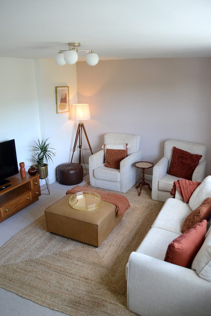 Stylish 2 Bedroom Flat Close To Beach And Town - Falmouth