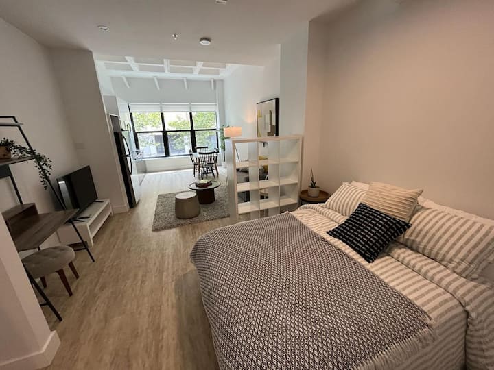 1 Bedroom Apartment In Luxury Amenity Building - Syracuse, NY