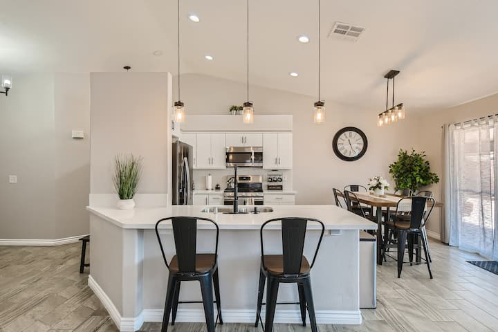 Family-friendly 4br House -All On One Floor- - North Las Vegas, NV