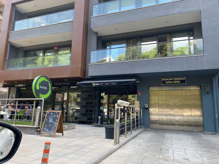 A Guarded Home With Parking In The Center Of City - Ankara