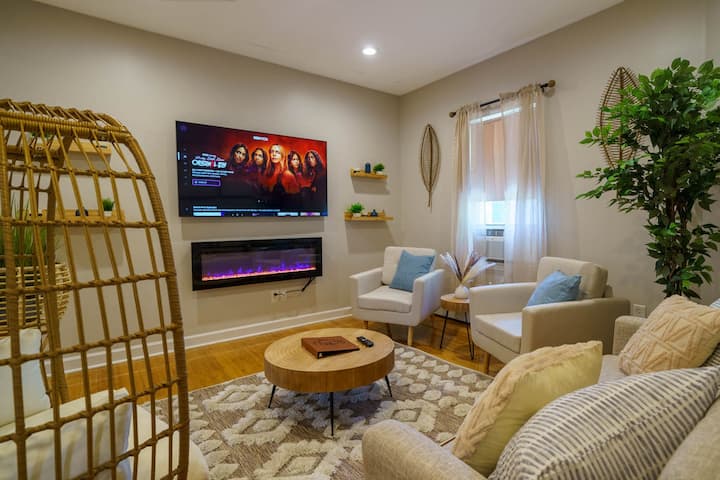 Five75 Lux Bos - Boho Chic - Boston, MA