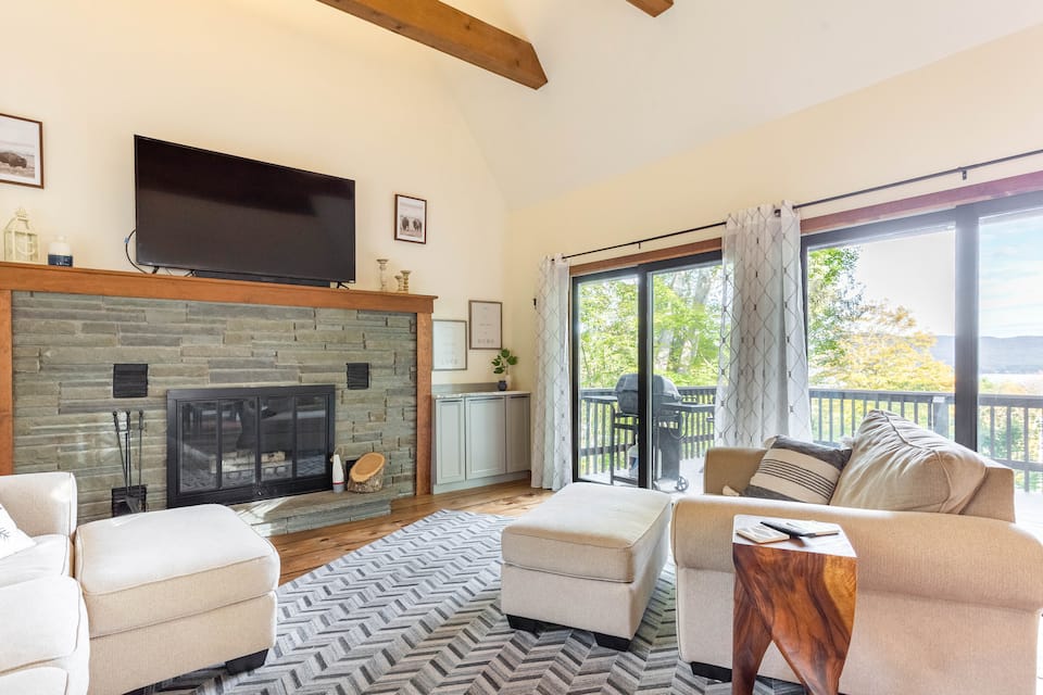 Lake Hortonia Vacation Rentals & Homes - Vermont, United States | Airbnb