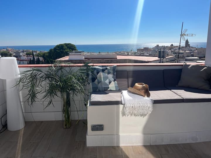 Precioso Sobreático En Sitges - Sitges
