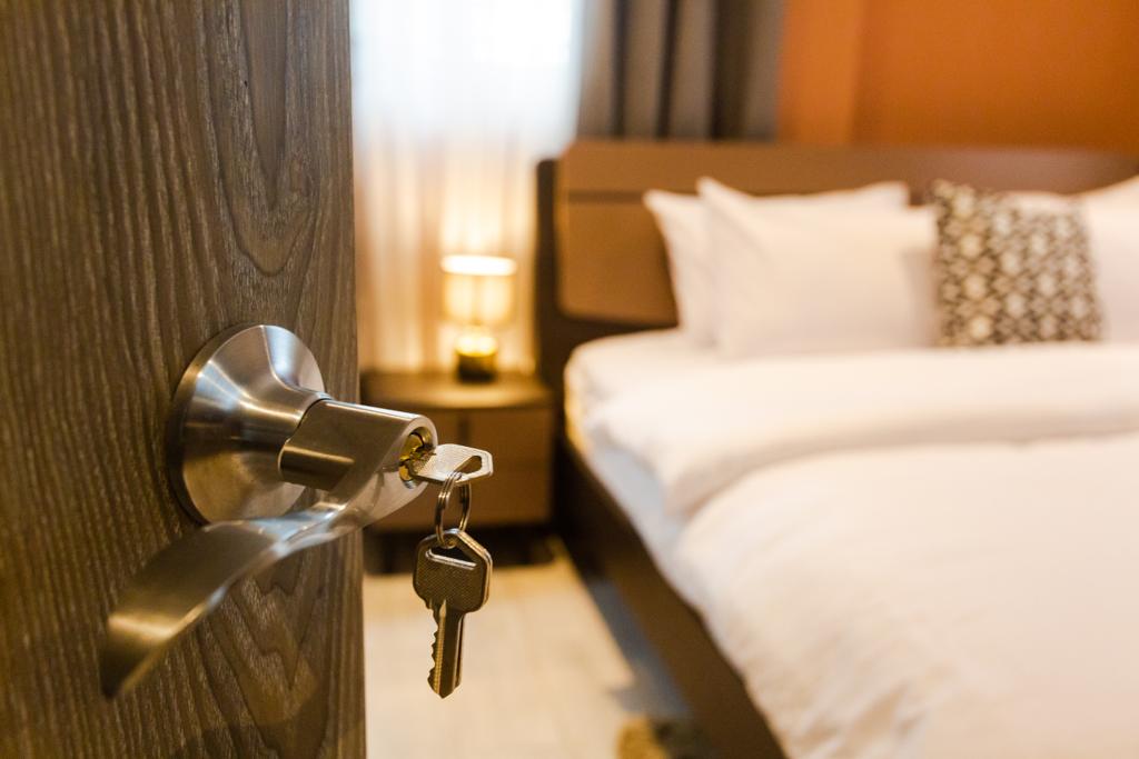 Appartement 3 chambres avec services, nouvellement meublé, à Achimota ...