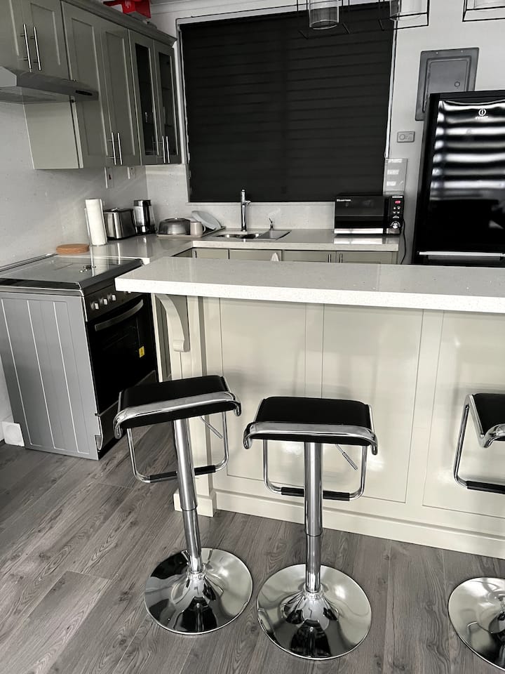 Oxford Point-bright & Cosy New Kingston Apartment - Kingston
