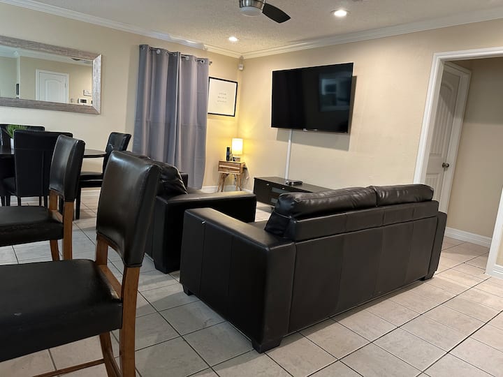 Work Crew @ Cedar Spring Inn - Midland, TX