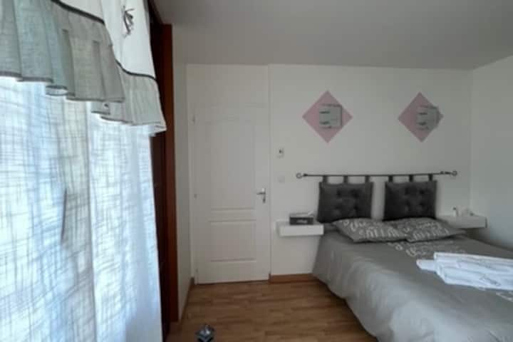 Agréable Chambre D’hôte Avec Spa - Saintes
