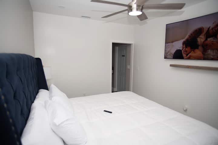 Quiet 1-bedroom Apartment Secluded Free Parking - Miramar, FL