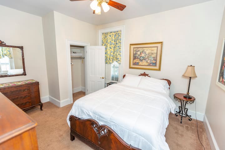 Beautiful Historic Glendale Suite By Park W/wi-fi - West Chester Township, OH