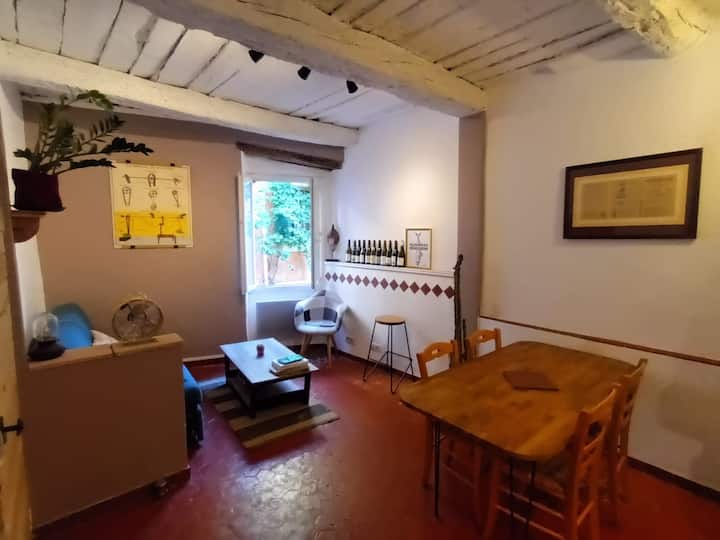 Joli Appartement Refait à Neuf Centre Village - Aups