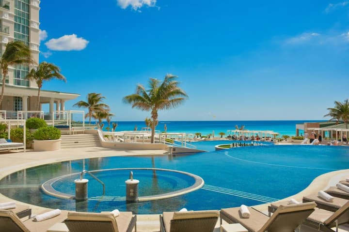 All-adult Vip • Royal Elite At Sandos Cancun - Cancún
