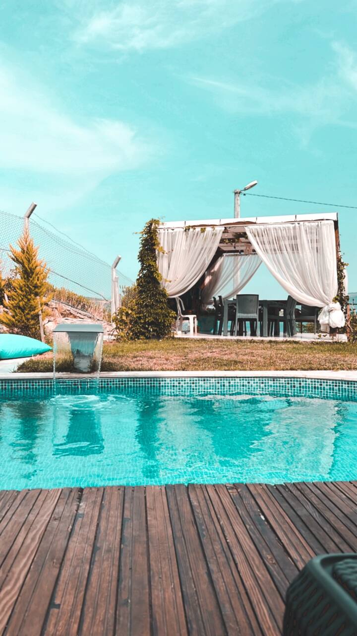 Behagliche Villa Mit Pool Und Viel Platz - Erdek