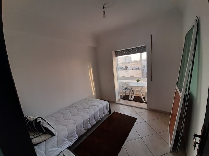 Lovely 1-bedroom In Shared Appartement In Martil - Martil