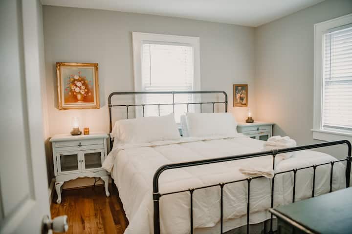 King Bed - Buckroe Beach + Fort Monroe/phoebus - Hampton University, Hampton