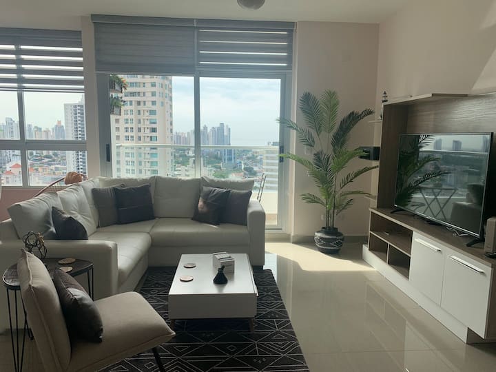 Excelentes Vistas Y Buena Ubicación - Panama City