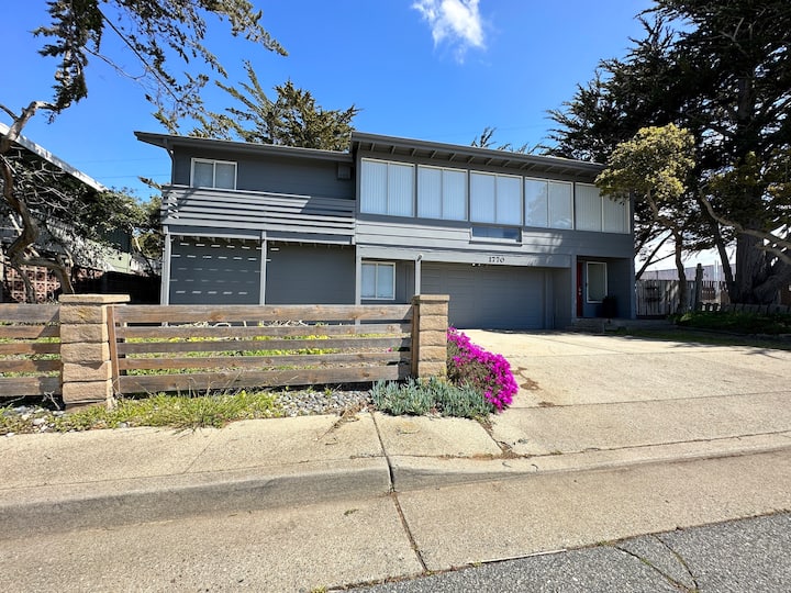 Seaside Vacation Home - Monterey, CA