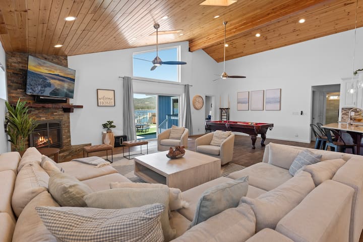 Modern Lakefront Dream Home Steps From Village - Big Bear, CA