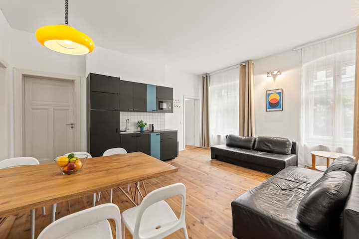 7 Min Walk To Ostkreuz Station Apartment Mooeve 10 - Berlin
