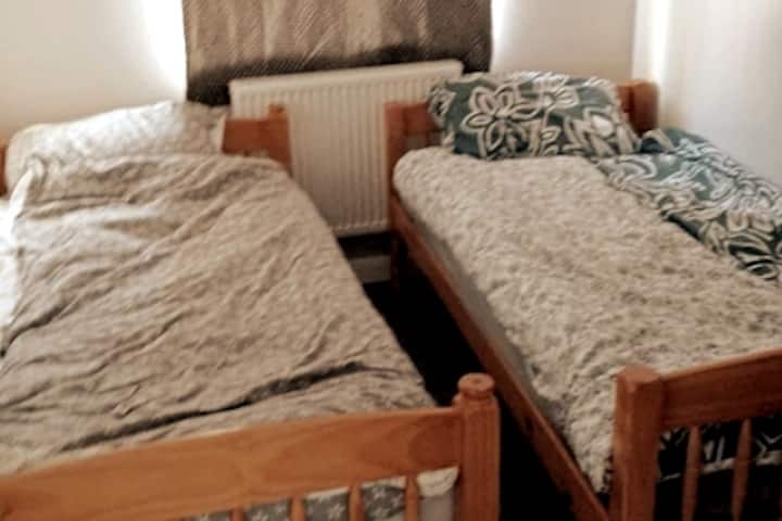 Cosy, Clean And Stylish 1 Bedroom Home In London - Dartford