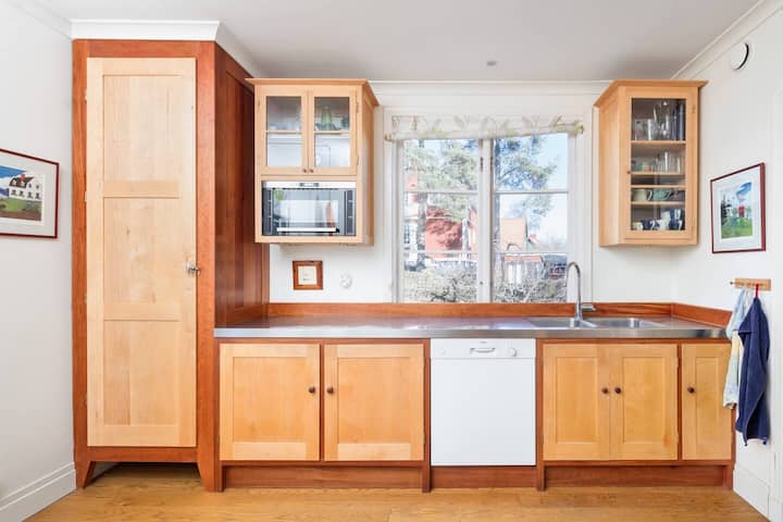 Cosy Family House W/ Garden - Stockholm