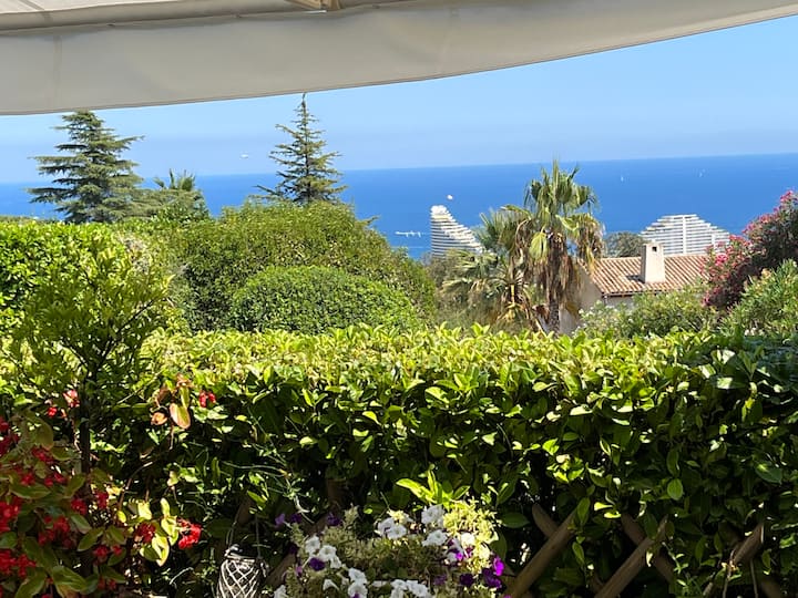 Appartement Climatisé, Terrasse Vue Mer 3 Chambres - Plage des Bouches du Loup