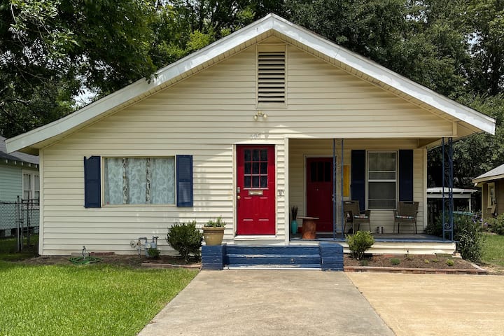 Adorable Monroe Garden District Home - Monroe, LA