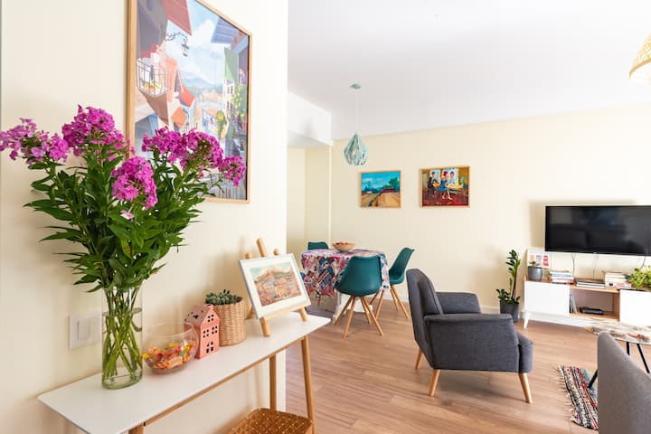 Colorful & Cozy 1br Apt In Sololaki, Old Tbilisi ☀️ - Tbilisi