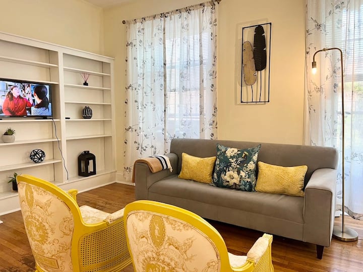 Top 3 Bedroom Apt With 3 Beds In Downtown Boston - Boston, MA
