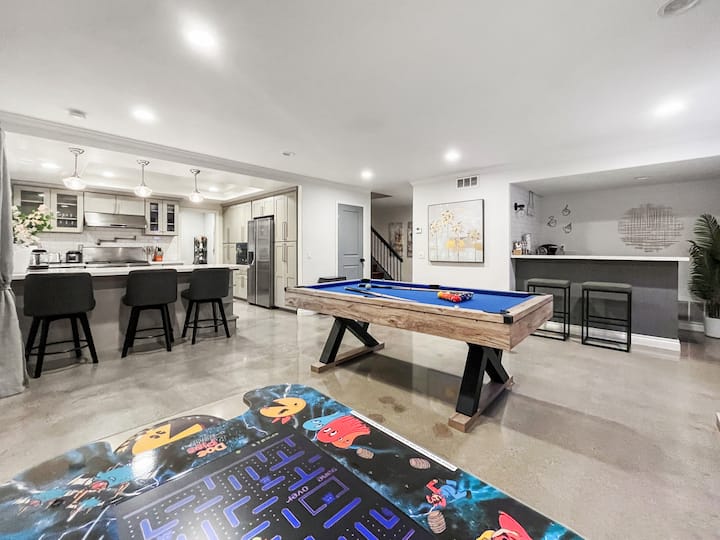 Play & Relax: Family Getaway W/ Bbq & Game Room - West Covina, CA