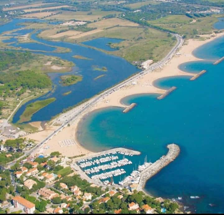 Appartement Tout Confort Front De Mer - Fréjus