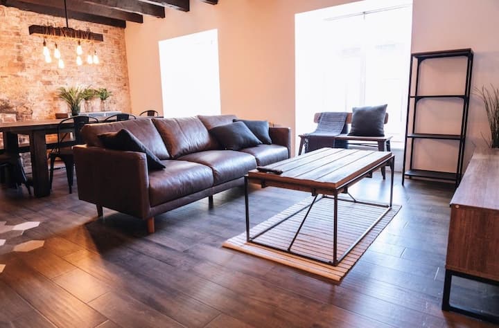 Old Port Luxury Condo - Best Location Month/year/f - Québec, QC