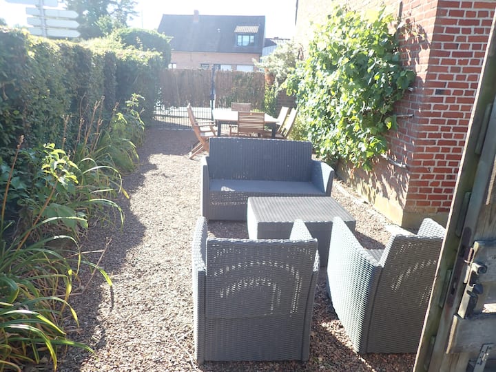 Boeschepe Logement Avec Mezzanine Centre Village - Bailleul